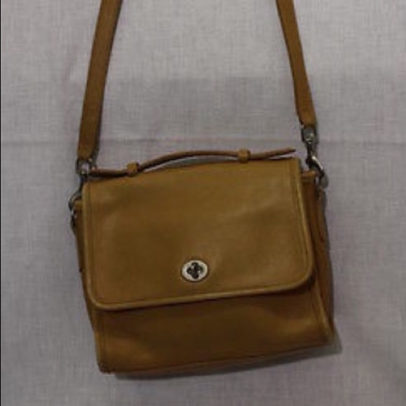 Coach | Bags | Vintage Coach 987 Court Crossbody Purse Leather | Poshmark